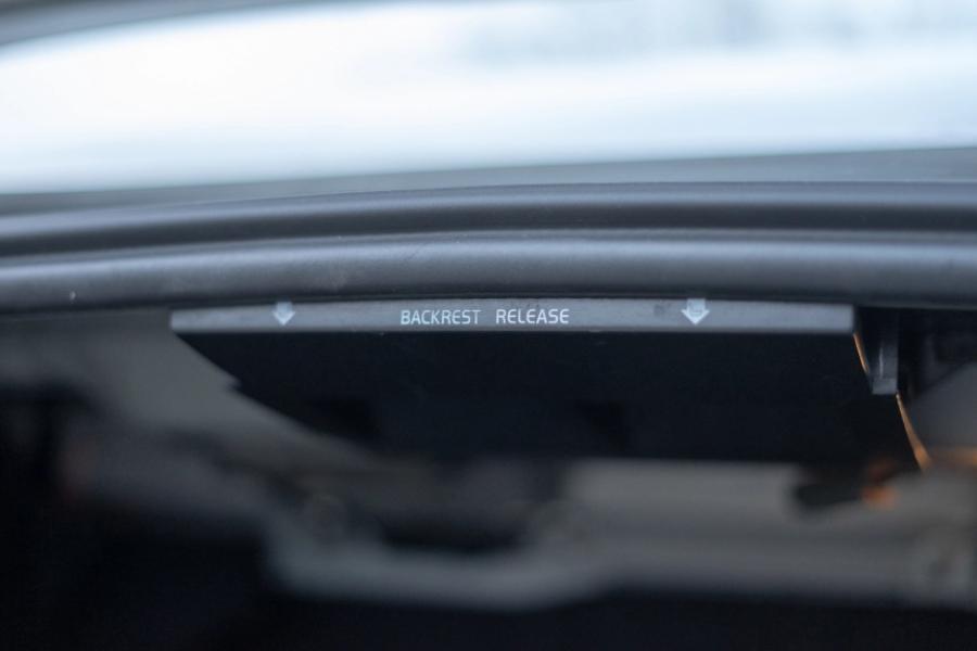 Pelēks Volvo S60 2011 Rīga, ar dzinēja tilpumu 2.00 L un nobraukumu 325 tūkst. km par 5000 €, foto 79 vietnē AUTOMOTO.COM.LV