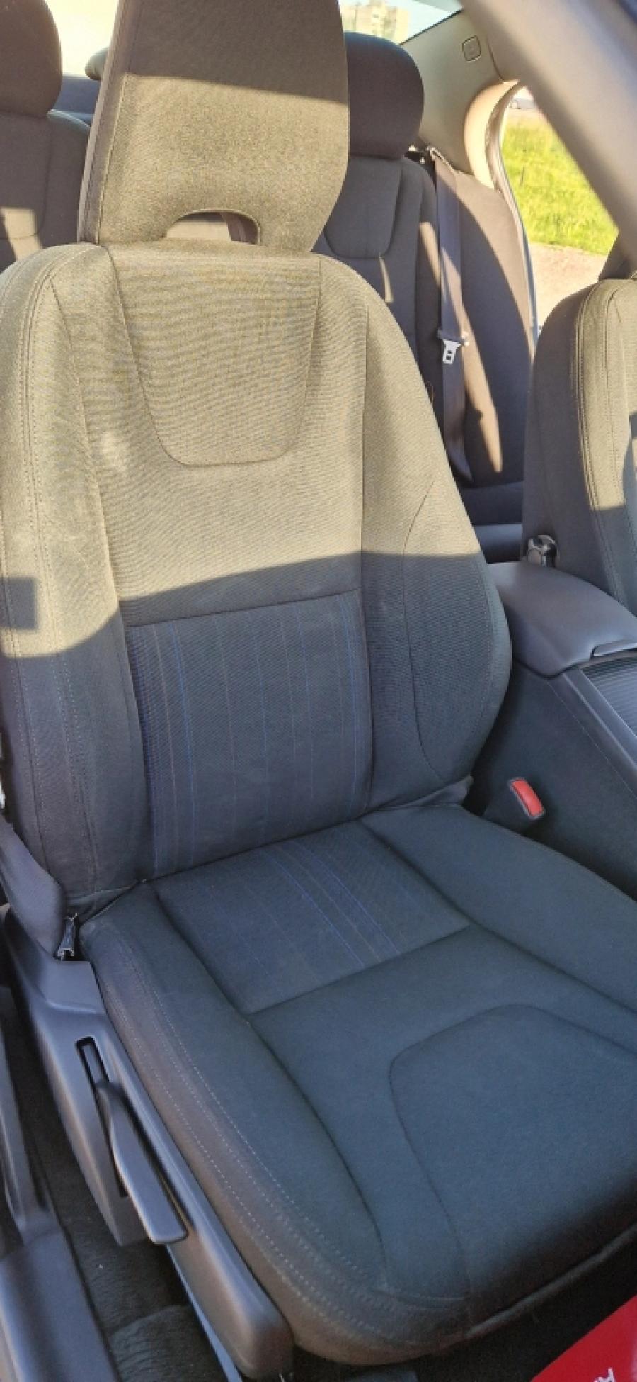 Grey Volvo S60 2011 in Riga, with an engine capacity of 1.60 L and mileage of 254 thousand km for 6999 €, photo 22 on AUTOMOTO.COM.LV