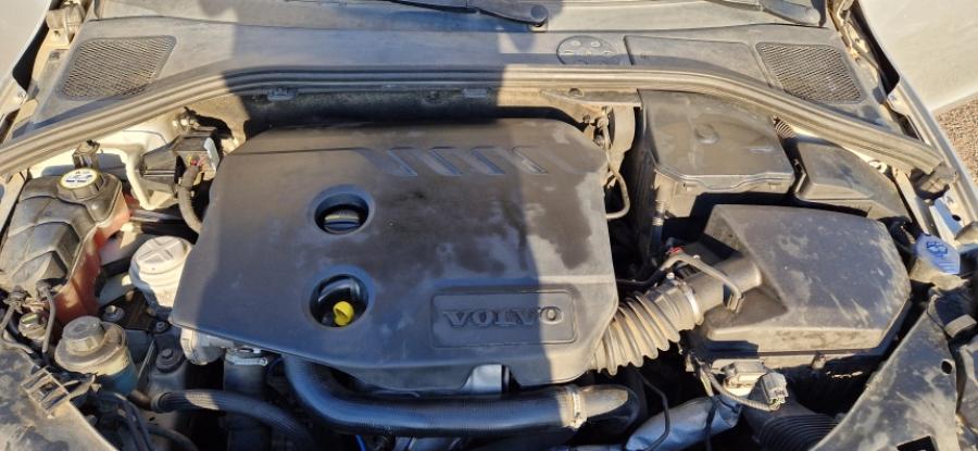 Grey Volvo S60 2011 in Riga, with an engine capacity of 1.60 L and mileage of 254 thousand km for 6999 €, photo 27 on AUTOMOTO.COM.LV