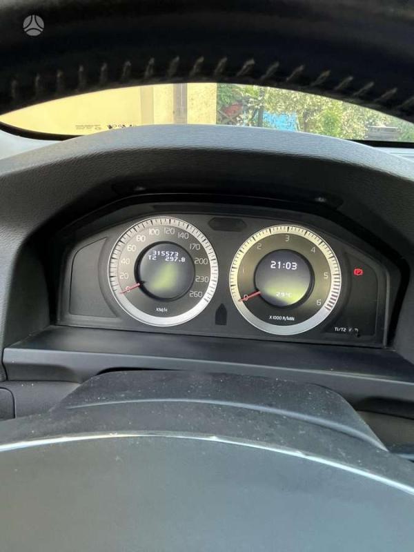Pelēks Volvo S60 2011 Viļņa, ar dzinēja tilpumu 2.00 L un nobraukumu 316 tūkst. km par 5700 €, foto 10 vietnē AUTOMOTO.COM.LV