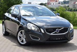Grey Volvo S60 2011 in Vilnius, with an engine capacity of 2.40 L and mileage of 313 thousand km for 5900 €, photo 4 on AUTOMOTO.COM.LV