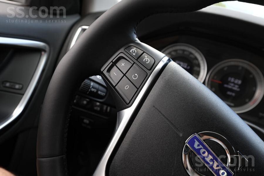 Pelēks Volvo S60 2011 Jelgava, ar dzinēja tilpumu 2.00 L un nobraukumu 0 tūkst. km par 6750 €, foto 19 vietnē AUTOMOTO.COM.LV