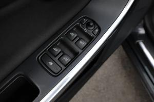 Pelēks Volvo S60 2011 Jelgava, ar dzinēja tilpumu 2.00 L un nobraukumu 223 tūkst. km par 6750 €, foto 21 vietnē AUTOMOTO.COM.LV