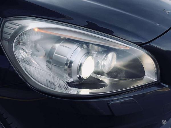 Pelēks Volvo S60 2011 Utena, ar dzinēja tilpumu 1.56 L un nobraukumu 286 tūkst. km par 8350 €, foto 5 vietnē AUTOMOTO.COM.LV