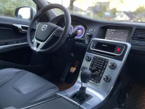 Grey Volvo S60 2011 in Utena, with an engine capacity of 1.60 L and mileage of 286 thousand km for 8350 €, photo 25 on AUTOMOTO.COM.LV