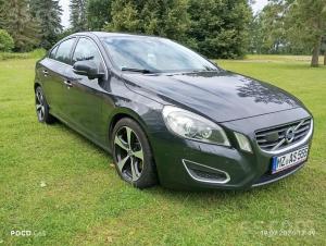 Grey Volvo S60 2011 in Bauska, with an engine capacity of 2.00 L and mileage of 285 thousand km for 5900 €, photo 3 on AUTOMOTO.COM.LV