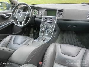 Grey Volvo S60 2011 in Bauska, with an engine capacity of 2.00 L and mileage of 285 thousand km for 5900 €, photo 11 on AUTOMOTO.COM.LV