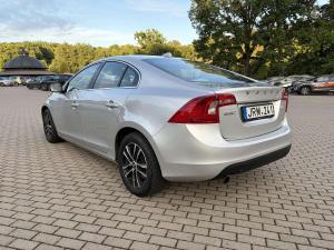 Grey Volvo S60 2011 in Vilnius, with an engine capacity of 1.56 L and mileage of 223 thousand km for 4400 €, photo 7 on AUTOMOTO.COM.LV