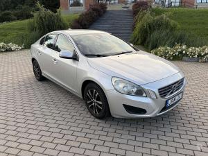Grey Volvo S60 2011 in Vilnius, with an engine capacity of 1.56 L and mileage of 223 thousand km for 4400 €, photo 13 on AUTOMOTO.COM.LV