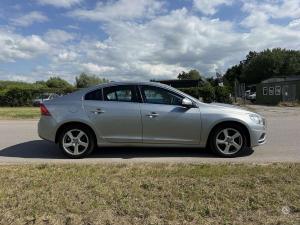 Pelēks Volvo S60 2011 Vilkaviškis, ar dzinēja tilpumu 2.00 L un nobraukumu 211 tūkst. km par 5199 €, foto 5 vietnē AUTOMOTO.COM.LV