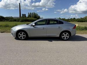Pelēks Volvo S60 2011 Vilkaviškis, ar dzinēja tilpumu 2.00 L un nobraukumu 211 tūkst. km par 5199 €, foto 6 vietnē AUTOMOTO.COM.LV
