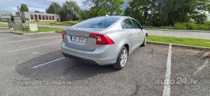Grey Volvo S60 2011 in Tallinn, with an engine capacity of 2.00 L and mileage of 267 thousand km for 5200 €, photo 8 on AUTOMOTO.COM.LV