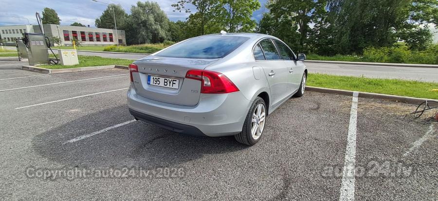 Grey Volvo S60 2011 in Tallinn, with an engine capacity of 2.00 L and mileage of 267 thousand km for 5200 €, photo 8 on AUTOMOTO.COM.LV