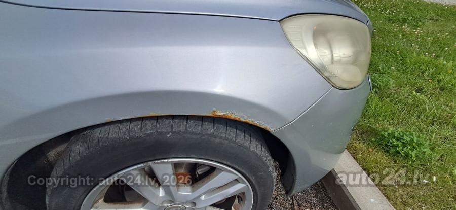 Grey Volvo S60 2011 in Tallinn, with an engine capacity of 2.00 L and mileage of 267 thousand km for 5200 €, photo 14 on AUTOMOTO.COM.LV