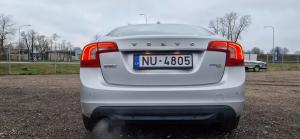 Pelēks Volvo S60 2011 Daugavpils, ar dzinēja tilpumu 1.60 L un nobraukumu 254 tūkst. km par 6499 €, foto 5 vietnē AUTOMOTO.COM.LV