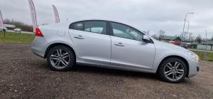 Pelēks Volvo S60 2011 Daugavpils, ar dzinēja tilpumu 1.60 L un nobraukumu 254 tūkst. km par 6499 €, foto 7 vietnē AUTOMOTO.COM.LV