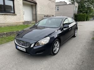 Grey Volvo S60 2011 in Raseiniai, with an engine capacity of 2.00 L and mileage of 305 thousand km for 4500 €, photo  on AUTOMOTO.COM.LV