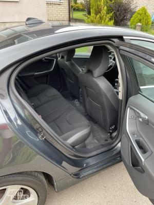 Pelēks Volvo S60 2011 Raseiniai, ar dzinēja tilpumu 2.00 L un nobraukumu 305 tūkst. km par 4500 €, foto 11 vietnē AUTOMOTO.COM.LV