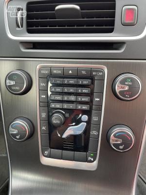 Pelēks Volvo S60 2011 Raseiniai, ar dzinēja tilpumu 2.00 L un nobraukumu 305 tūkst. km par 4500 €, foto 13 vietnē AUTOMOTO.COM.LV