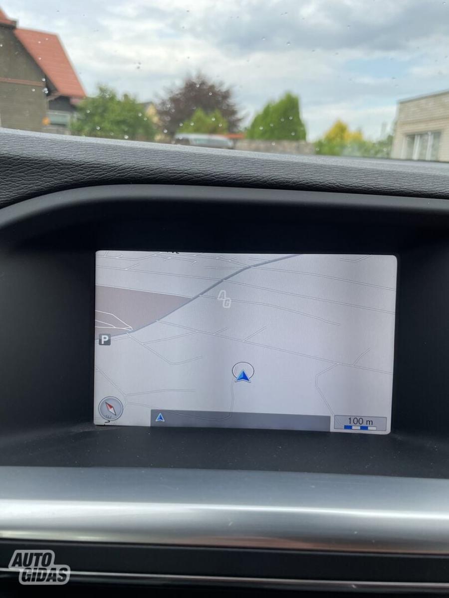 Pelēks Volvo S60 2011 Raseiniai, ar dzinēja tilpumu 2.00 L un nobraukumu 305 tūkst. km par 4500 €, foto 14 vietnē AUTOMOTO.COM.LV