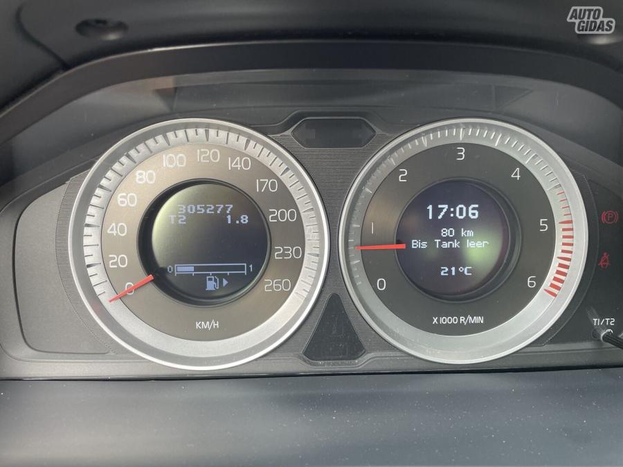 Pelēks Volvo S60 2011 Raseiniai, ar dzinēja tilpumu 2.00 L un nobraukumu 305 tūkst. km par 4500 €, foto 15 vietnē AUTOMOTO.COM.LV
