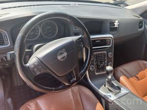 Grey Volvo S60 2011 in Jurmala, with an engine capacity of 1.60 L and mileage of 361 thousand km for 3800 €, photo 7 on AUTOMOTO.COM.LV