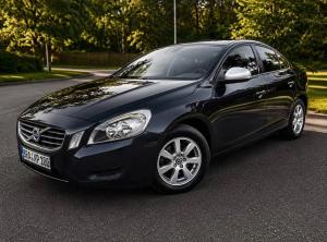 Grey Volvo S60 2011 in Jurmala, with an engine capacity of 2.00 L and mileage of 278 thousand km for 4990 €, photo 7 on AUTOMOTO.COM.LV