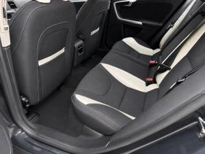 Grey Volvo S60 2011 in Jurmala, with an engine capacity of 2.00 L and mileage of 278 thousand km for 4990 €, photo 10 on AUTOMOTO.COM.LV