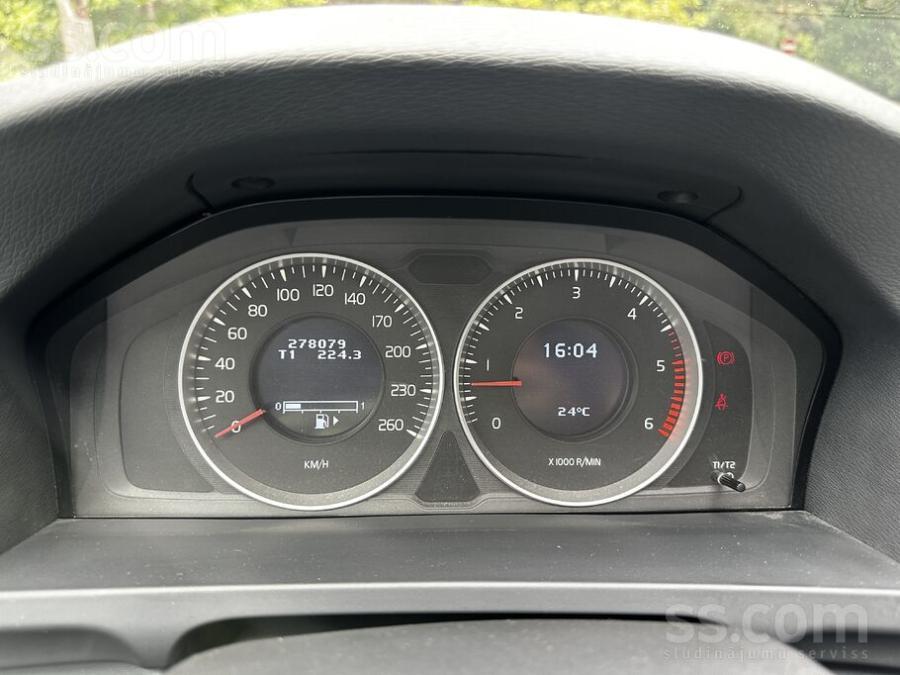 Серый Вольво С60 2011 в Юрмала, объемом двигателя 2.00 л и пробегом 278 тыс. км за 4990 €, фото 29 на AUTOMOTO.COM.LV
