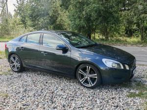 Pelēks Volvo S60 2011 Viļņa, ar dzinēja tilpumu 2.00 L un nobraukumu 317 tūkst. km par 4200 €, foto 6 vietnē AUTOMOTO.COM.LV