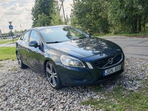Pelēks Volvo S60 2011 Viļņa, ar dzinēja tilpumu 2.00 L un nobraukumu 317 tūkst. km par 4200 €, foto 12 vietnē AUTOMOTO.COM.LV