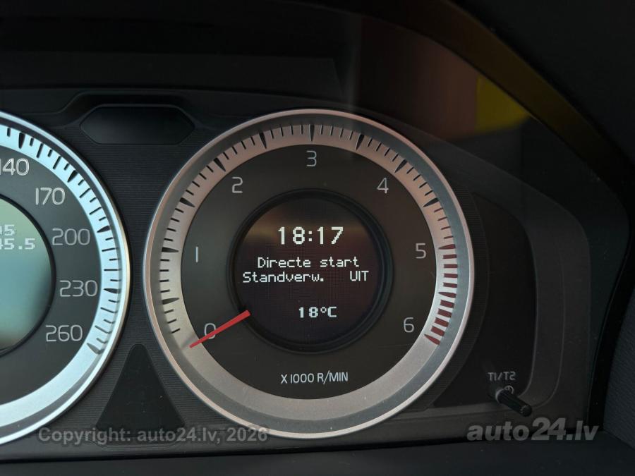 Pelēks Volvo S60 2011 Tallina, ar dzinēja tilpumu 2.40 L un nobraukumu 303 tūkst. km par 7290 €, foto 20 vietnē AUTOMOTO.COM.LV