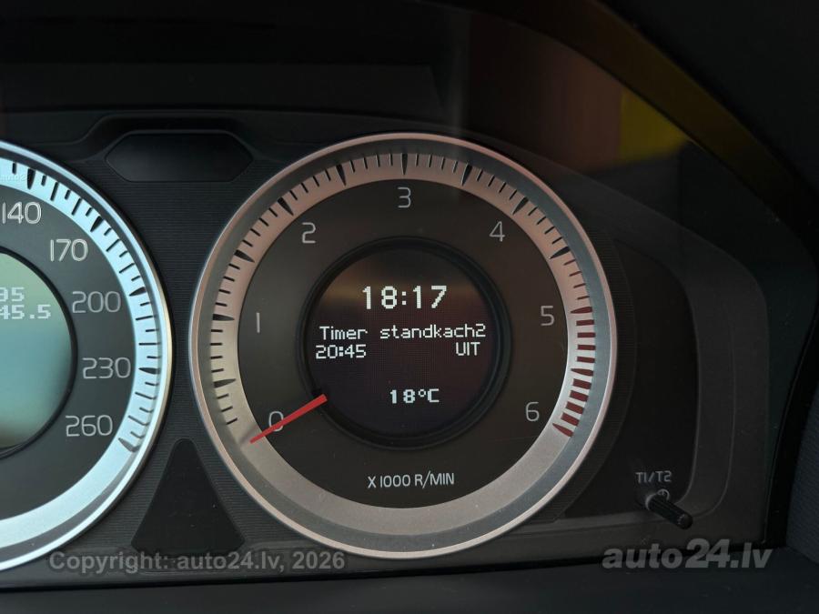 Pelēks Volvo S60 2011 Tallina, ar dzinēja tilpumu 2.40 L un nobraukumu 303 tūkst. km par 7290 €, foto 23 vietnē AUTOMOTO.COM.LV