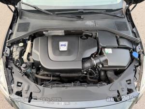 Pelēks Volvo S60 2011 Tallina, ar dzinēja tilpumu 2.40 L un nobraukumu 303 tūkst. km par 7290 €, foto 29 vietnē AUTOMOTO.COM.LV