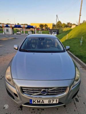 Grey Volvo S60 2011 in Vilnius, with an engine capacity of 1.60 L and mileage of 252 thousand km for 3500 €, photo 5 on AUTOMOTO.COM.LV