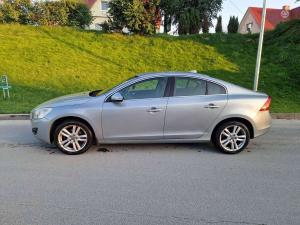 Grey Volvo S60 2011 in Vilnius, with an engine capacity of 1.60 L and mileage of 252 thousand km for 3500 €, photo 7 on AUTOMOTO.COM.LV