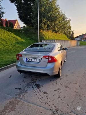 Grey Volvo S60 2011 in Vilnius, with an engine capacity of 1.60 L and mileage of 252 thousand km for 3500 €, photo 12 on AUTOMOTO.COM.LV