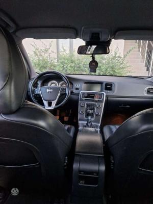 Grey Volvo S60 2011 in Vilnius, with an engine capacity of 1.60 L and mileage of 252 thousand km for 3500 €, photo 14 on AUTOMOTO.COM.LV
