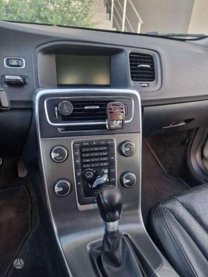 Grey Volvo S60 2011 in Vilnius, with an engine capacity of 1.60 L and mileage of 252 thousand km for 3500 €, photo 18 on AUTOMOTO.COM.LV