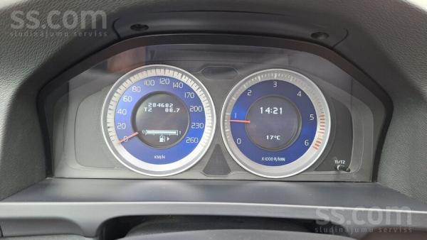 Pelēks Volvo S60 2011 Rīga, ar dzinēja tilpumu 2.00 L un nobraukumu 285 tūkst. km par 6350 €, foto 11 vietnē AUTOMOTO.COM.LV