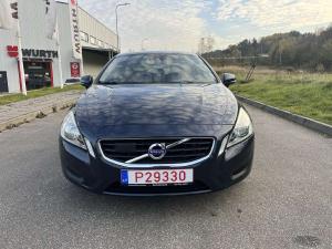 Grey Volvo S60 2012 in Vilnius, with an engine capacity of 1.60 L and mileage of 264 thousand km for 6650 €, photo 2 on AUTOMOTO.COM.LV