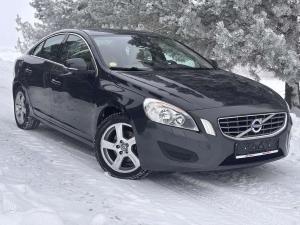Grey Volvo S60 2012 in Raseiniai, with an engine capacity of 1.98 L and mileage of 289 thousand km for 5800 €, photo  on AUTOMOTO.COM.LV