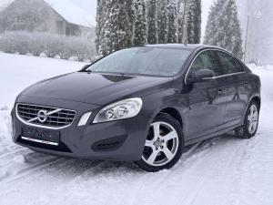 Grey Volvo S60 2012 in Raseiniai, with an engine capacity of 1.98 L and mileage of 289 thousand km for 5800 €, photo 5 on AUTOMOTO.COM.LV