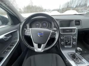 Pelēks Volvo S60 2012 Cēsis, ar dzinēja tilpumu 1.60 L un nobraukumu 0 tūkst. km par 5950 €, foto 10 vietnē AUTOMOTO.COM.LV