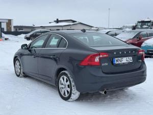 Grey Volvo S60 2012 in Siauliai, with an engine capacity of 1.56 L and mileage of 275 thousand km for 5200 €, photo 6 on AUTOMOTO.COM.LV