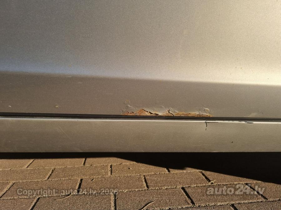 Pelēks Volvo S60 2012 Pērnava, ar dzinēja tilpumu 1.60 L un nobraukumu 198 tūkst. km par 5600 €, foto 11 vietnē AUTOMOTO.COM.LV