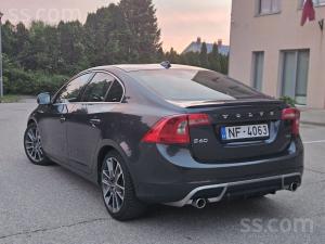 Серый Вольво С60 2012 в Елгава, объемом двигателя 2.40 л и пробегом 281 тыс. км за 5600 €, фото 3 на AUTOMOTO.COM.LV