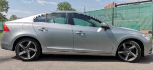 Grey Volvo S60 2012 in Riga, with an engine capacity of 1.60 L and mileage of 236 thousand km for 7950 €, photo 12 on AUTOMOTO.COM.LV