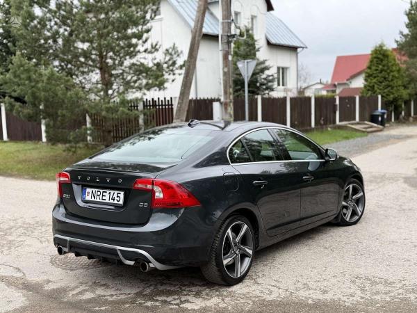 Grey Volvo S60 2012 in Vilnius, with an engine capacity of 1.98 L and mileage of 260 thousand km for 7490 €, photo 6 on AUTOMOTO.COM.LV