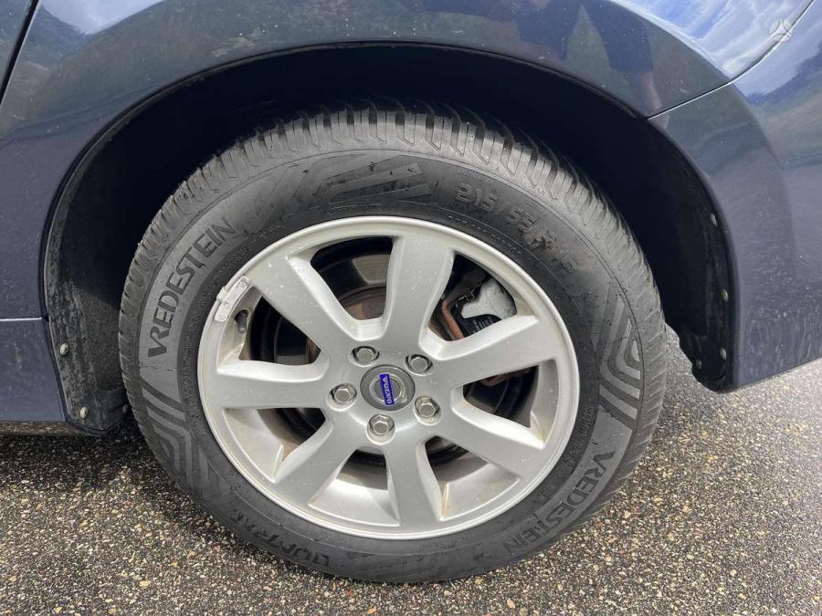 Grey Volvo S60 2012 in Vilnius, with an engine capacity of 1.60 L and mileage of 265 thousand km for 6200 €, photo 12 on AUTOMOTO.COM.LV